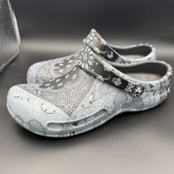 CROCS | Shoes | Crocs Classic Bistro Work Bandana Graphic Clog New ...